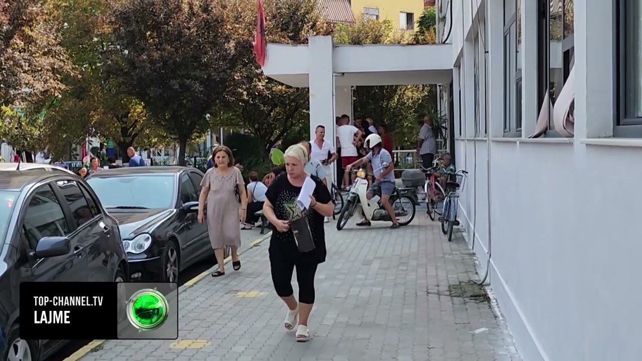 Top Channel/ Dyfishohen pacientët në Fier, shkak helmimet ushqimore dhe ...