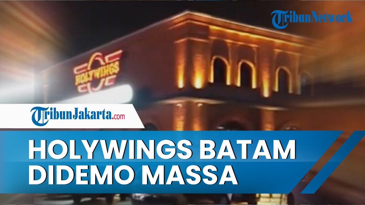 Imbas dari Demo Penolakan Holywings, Terjadi Kerusuhan di Pelataran ...