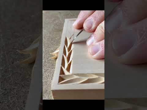 AmazingChina: Freehand Wood Carving (Chip Carving)