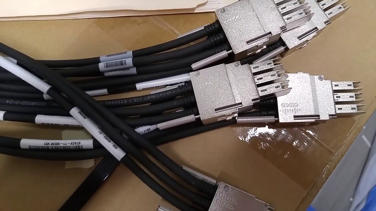 Connecting StackWise Cables on Cisco 3850's Switches