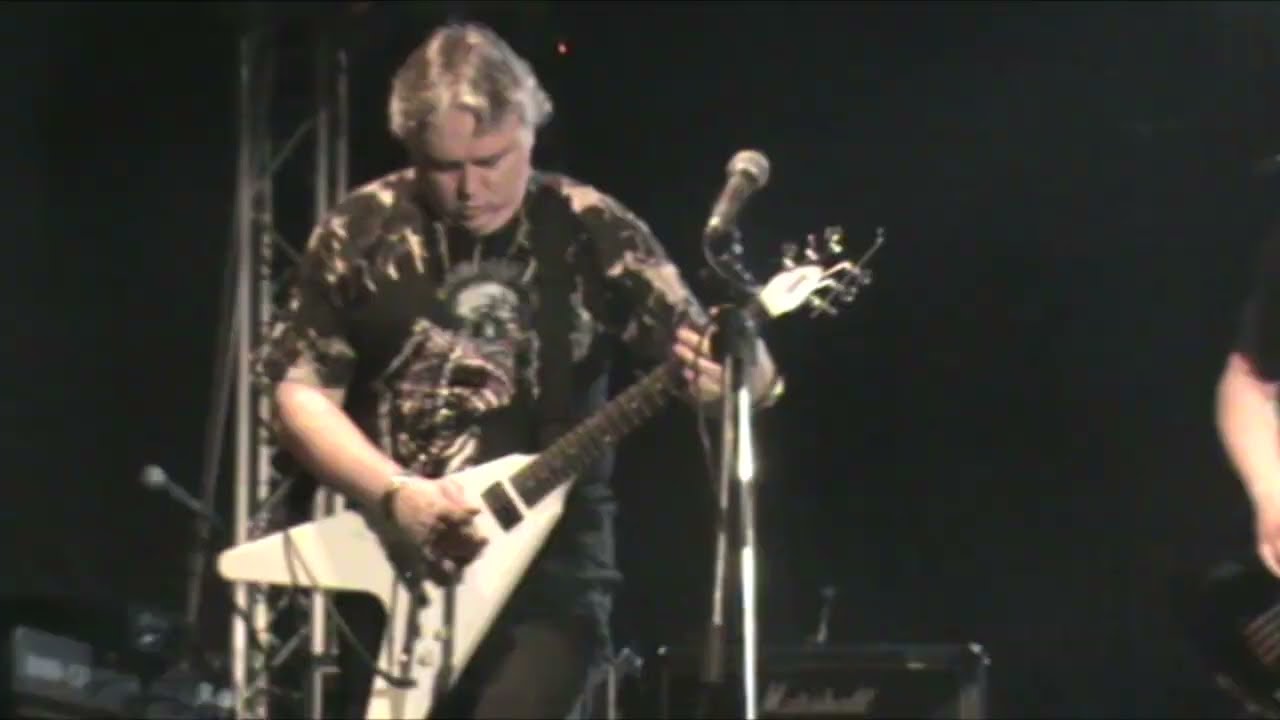 Elixir - Live In Bologna - Knocking On The Gates Of Hell