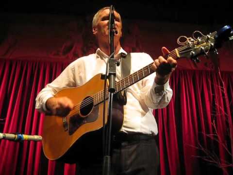 Robert Forster - Here Comes A City (Live at Bush Hall)