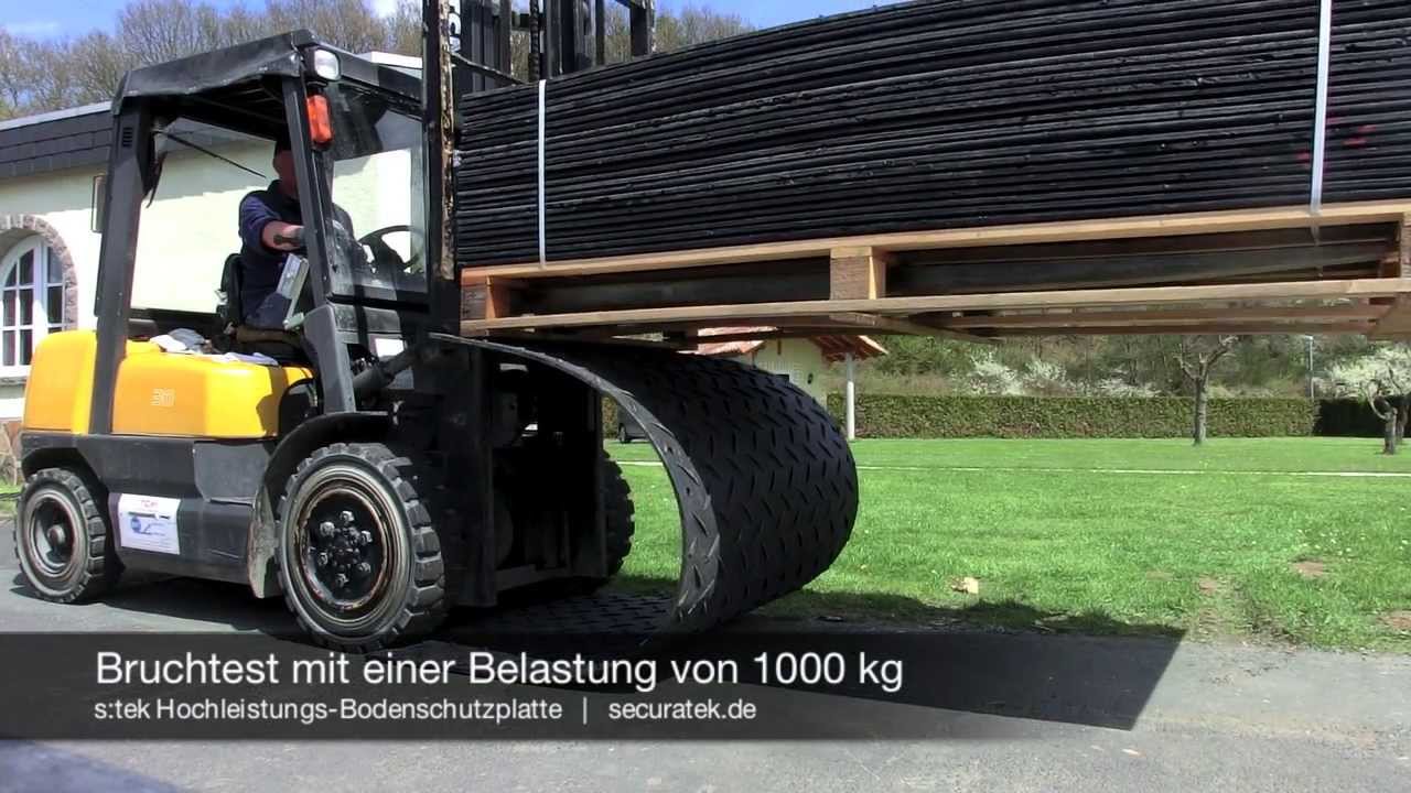 Mobile Baustraße - Bruchtest einer Fahrplatte aus Kunststoff