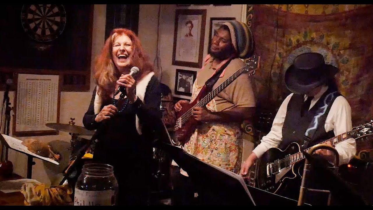 RIP – Star La’ Moan (aka Marla Stone Lyons) – musician – The Louie Report