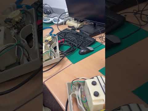 Appreciate the internal wiring of a Sequential Compression Device