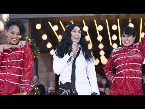 Cher’s FULL performance in the 2023 Macy’s Thanksgiving Day Parade!
