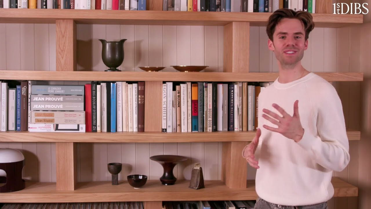 How to Decorate a Bookshelf with Colin King
