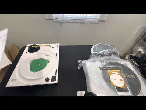 Unboxing TECHNICS SL-1200M7LP Turntable - Limited Numbered 50th Anniversary Edition - White