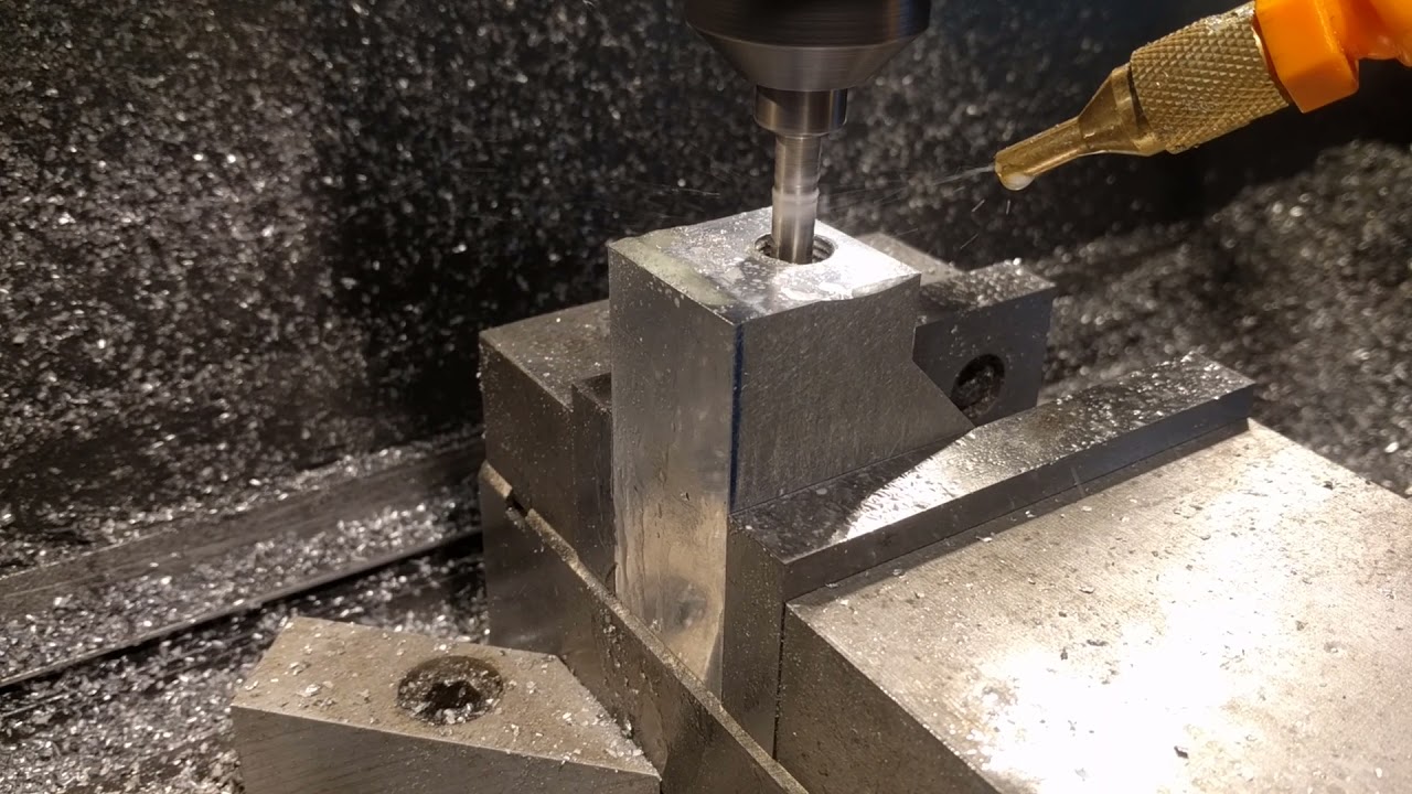 thread milling NPT threads on the Bridgeport.