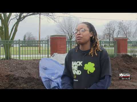 Notre Dame students ‘Back the Bend’ as part of annual day of service