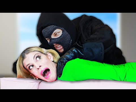 Rebecca Zamolo Has a STALKER