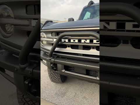 A Manual Transmission Ford Bronco finally arrived! #shorts #trucks