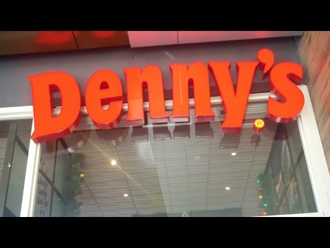 Denny's Uptown Mall || SandraEats
