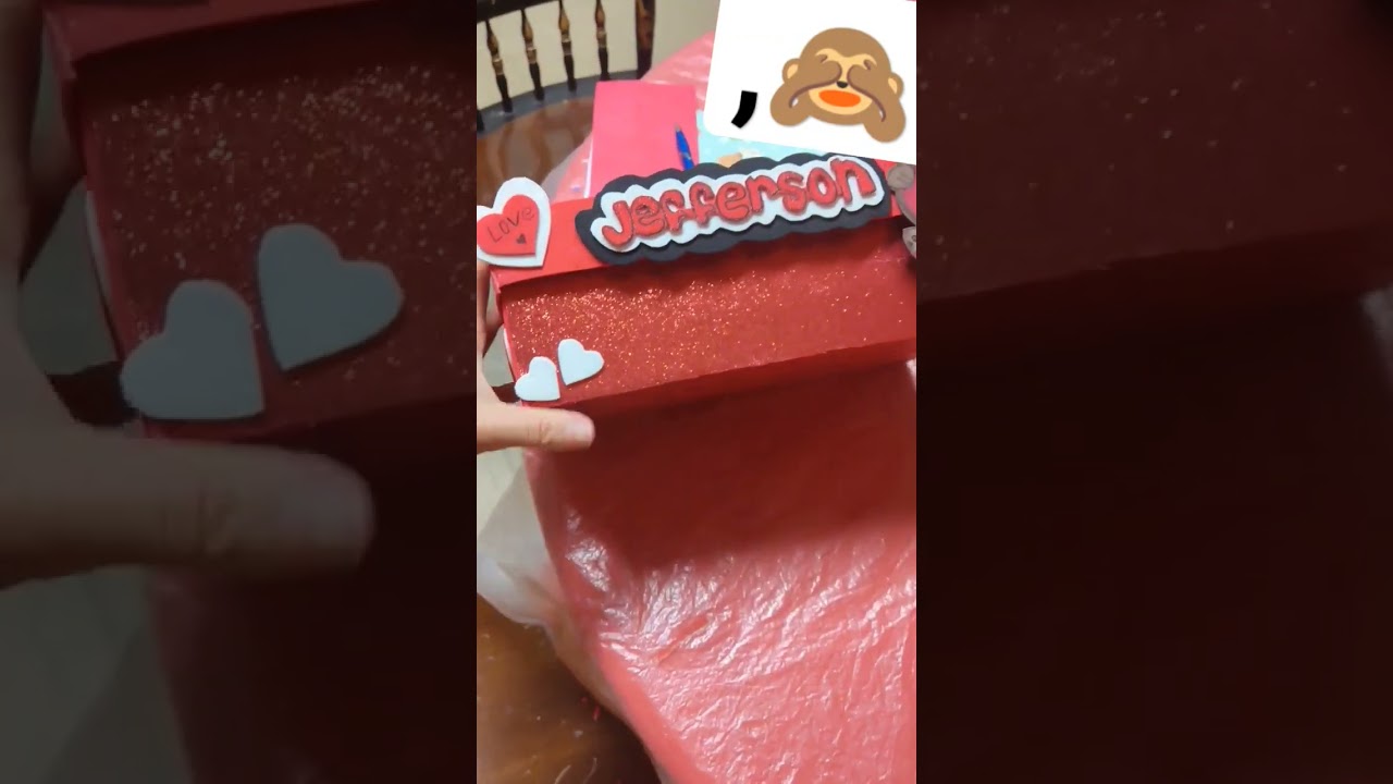 caja de zapatos,forrada con foami (goma eva)