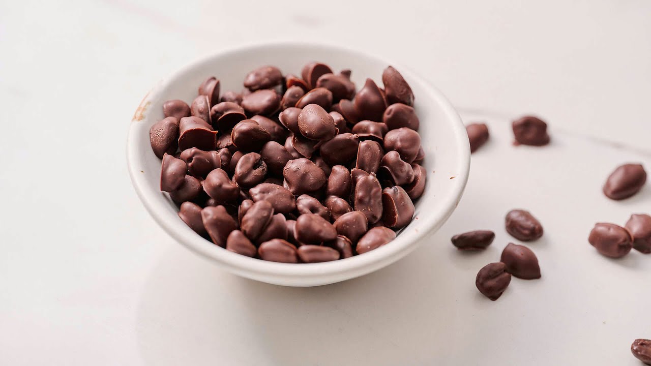 Our Chocolate-Covered Espresso Beans Recipe Only Requires 2 Ingredients