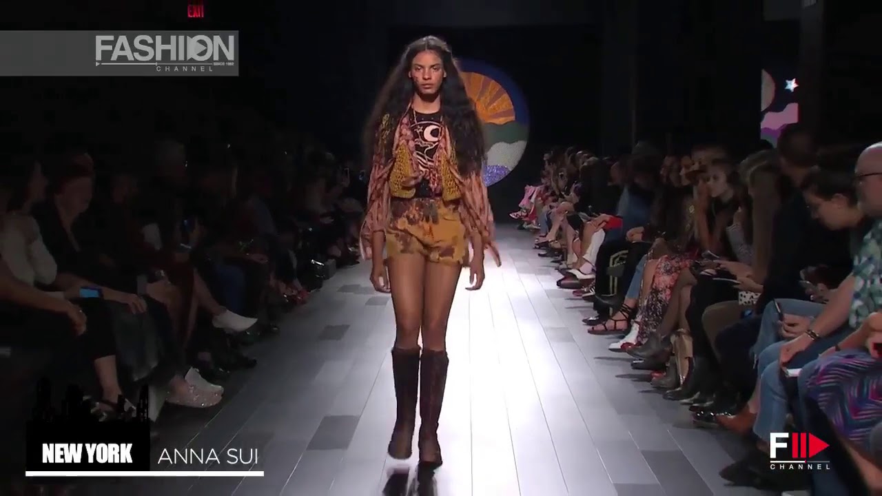 ANNA SUI Highlights Spring Summer 2018 New York   Fashion Channel