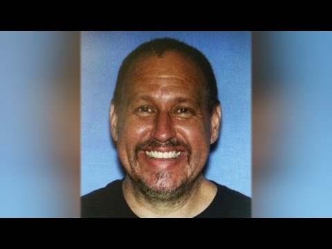 Escaped Inmate Eats Chili Dog and Sips Beer Before Turning Himself In