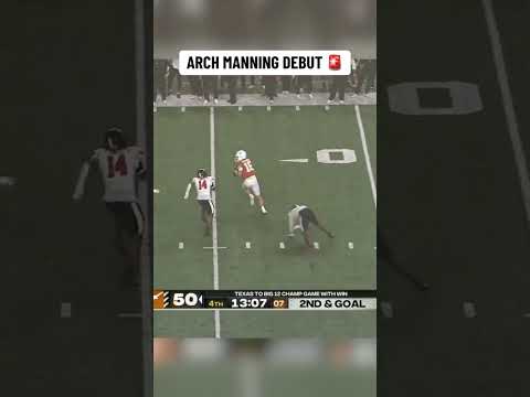 Arch Manning's first collegiate appearance πππ