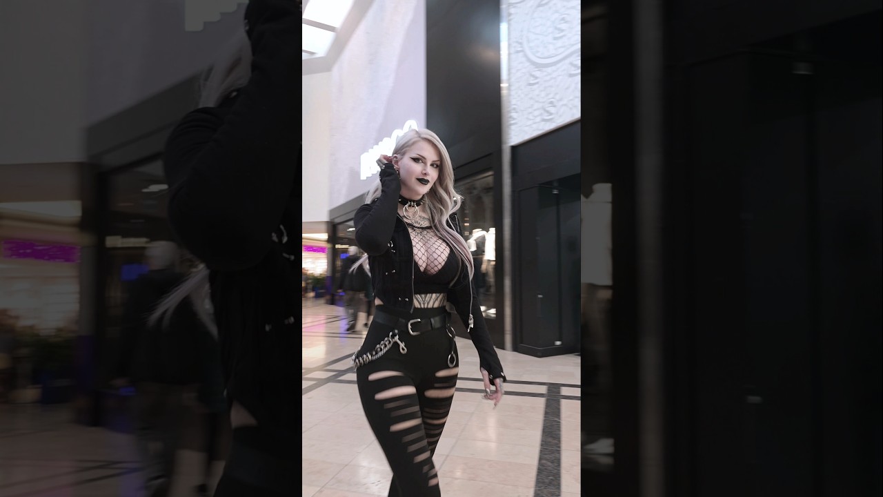 would you actually say hello? #altgirl #gothgirl #goth #altstyle