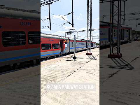 22946/Saurashtra Mail Arrived To Hapa RMS & EOG Coach #shorts #deepjournyvlogs #train #railway #500k