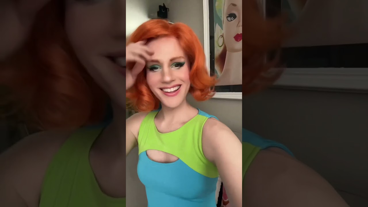 #ScoobyDoo #Cosplay #Daphne #Velma #CosplayMashup #vintageoutfit #vintagestyle