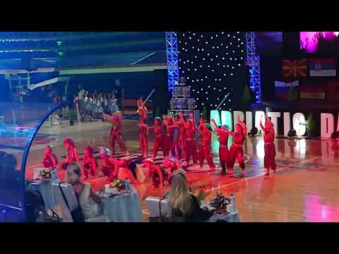 Bar Diamond dance