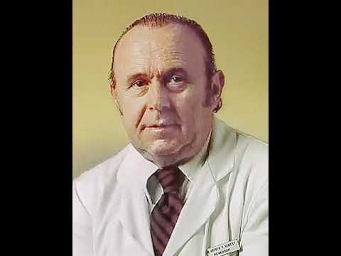 Andrew Schally | Wikipedia audio article