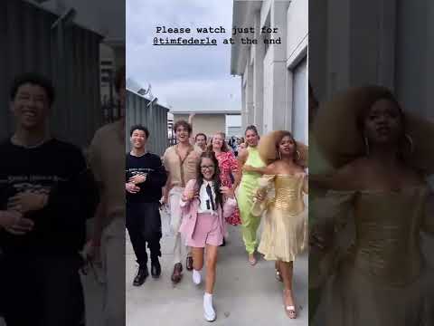 Sofia Wylie's Instagram story with the cast of HSMTMTS