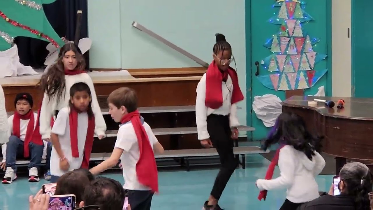 Halldale Ave Winter Program 5th grade