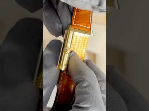❓CAN YOUR WATCH DO THIS??!❓Vintage Jaeger-LeCoultre Reverso, true #hautehorlogerie