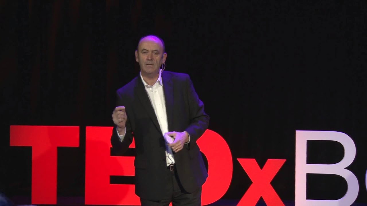 Connected communities - humans the glue, technology the brush. | Chris Dearaugo | TEDxBendigo