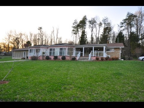 17609 Clinton Dr, Accokeek, MD 20607