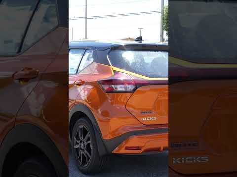 2023 Nissan Kicks SR | Universal Nissan