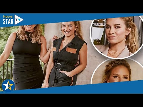 They could be sisters! Jessie James Decker, 33, and mom Karen Parker, 54 047183