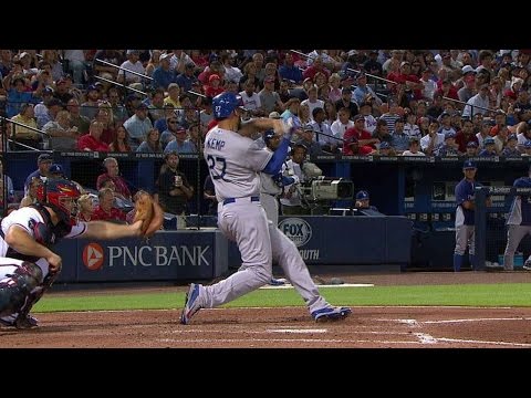 LAD@ATL: Kemp has words with umpire after strike call