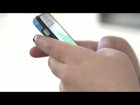 Scammers targeting online shoppers with texts, fake package notifications
