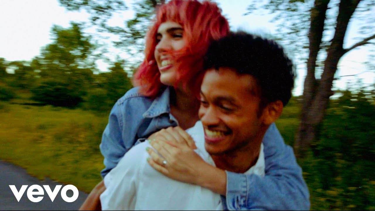 Sunflower Bean - Moment In The Sun