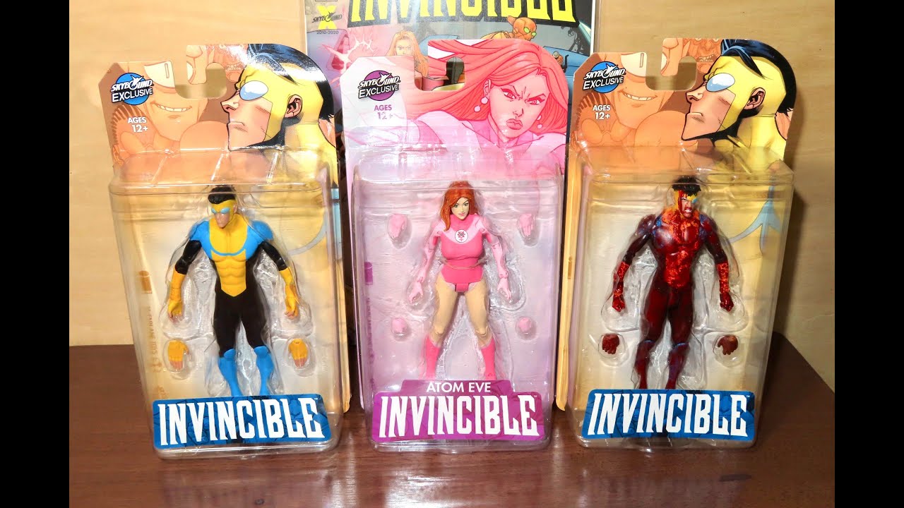 McFarlane Toys INVINCIBLE Mark Grayson & Atom Eve action figure unboxing & review Skybound Exclusive