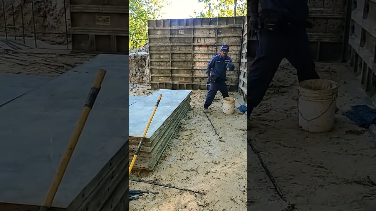 aluminum form .3 foot by 9 panels