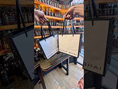 Yusuf Bhai Perfumes in Dubai🇦🇪 #yusufbhai #goldsouq #goldsouqdubai #dubai #perfume #dubaiperfumes