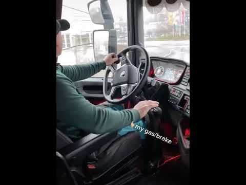 Drive Medical Expedition Aluminum Transport Wheelchair with Loop Locks ...