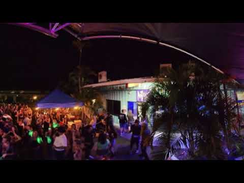2023 04 29 vr360m Bonobo at My Bar, Kailua-Kona Hawai'i USA