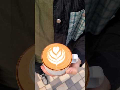 #art #bar #barista #cappucino #coffee #coffeetime #espresso #latte #latteart #latteartist