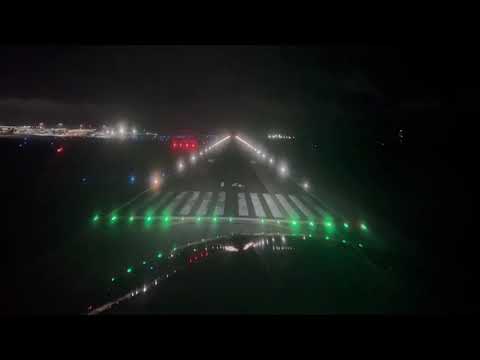 Night landing on runway 14 in Nassau (NAS/MYNN)