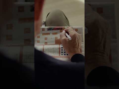 Brain game for seniors: Crossword and Word Searches