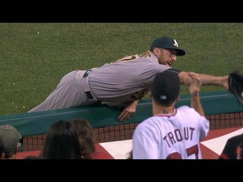 4/20/15: A's bullpen tosses six scoreless in 6-3 win