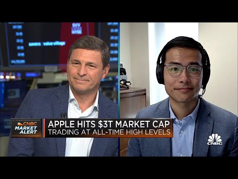 Apple will remain a buy over the next 3-5 years because of earnings power, says Oppenheimer's Yang