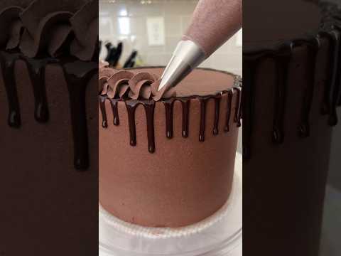 Chocolate buttercream frosting! Recipe on cakemehometonight.com!