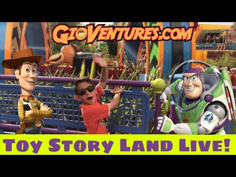 Toy Story Land Live! Alien Swirling Saucers Ride-Along and Much More!