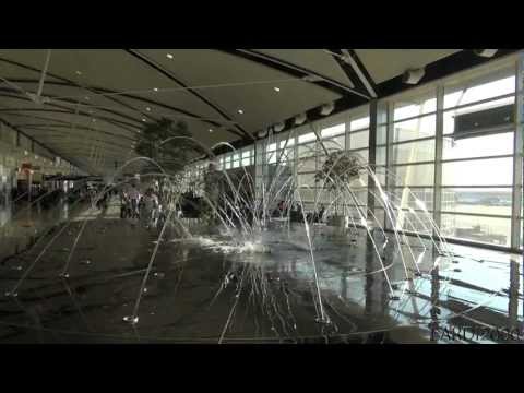 Detroit Metro Airport Water Fountain